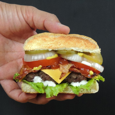 HALF BURGER / ONLINE