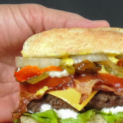 HALF BURGER / ONLINE